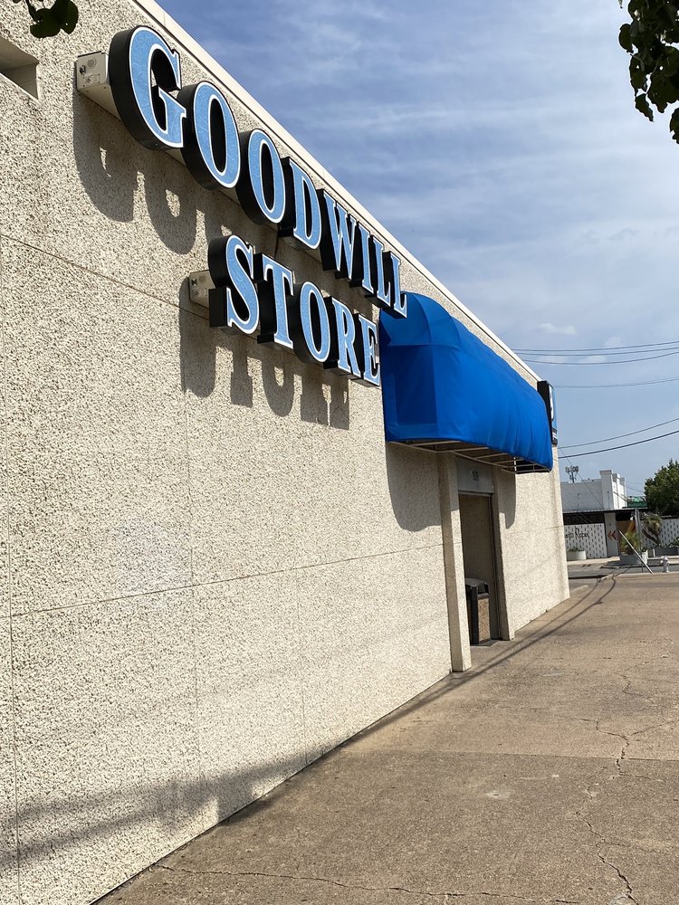 GOODWILL INDUSTRIES OF DALLAS - Updated January 2026 - 23 Reviews ...