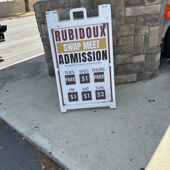 RUBIDOUX DRIVE-IN THEATRE & SWAP MEET - Updated October 2025 - 113 ...