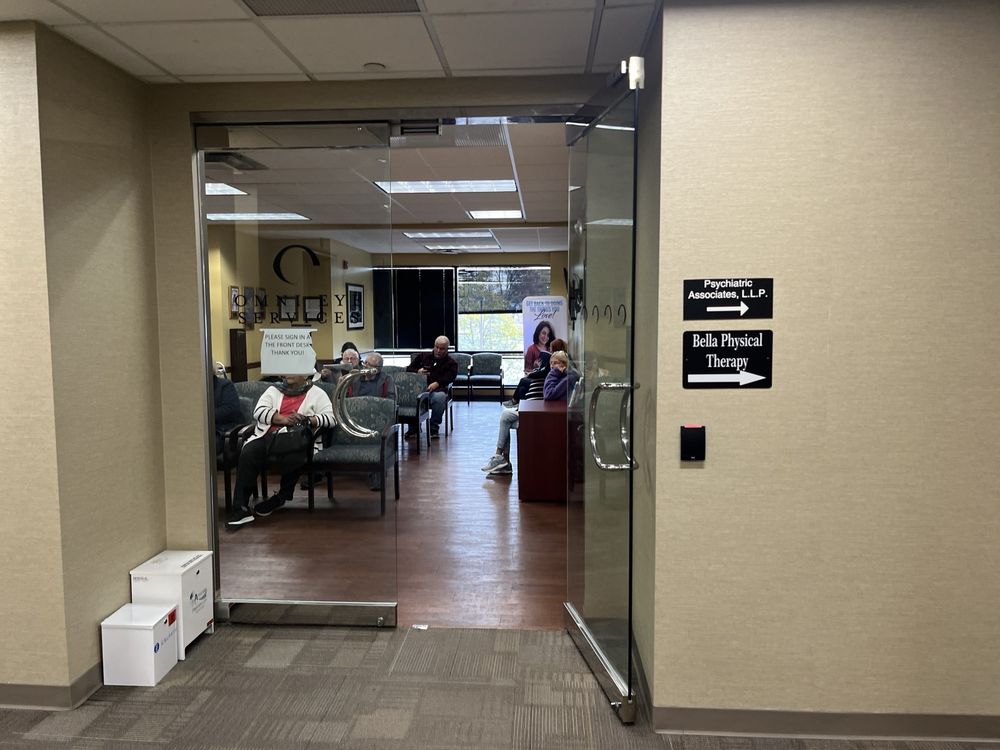 OMNI EYE SERVICES - ROCHELLE PARK - Updated October 2025 - 31 Reviews - 218 State Rt 17 N ...