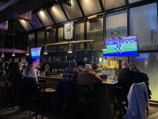 HOPSMITH TAVERN - 340 Photos & 387 Reviews - 15 W Division Ave, Chicago ...