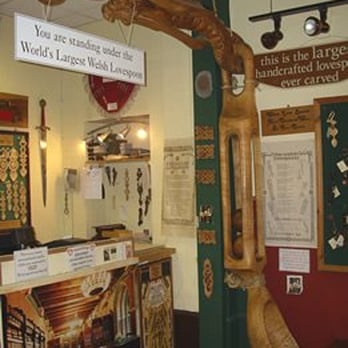 CASTLE WELSH CRAFTS - Updated August 2025 - 1-3 Castle Street, Cardiff ...