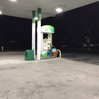 MCDONALD AMOCO SERVICE STATION - Updated April 2025 - 9201 Clayton Rd ...