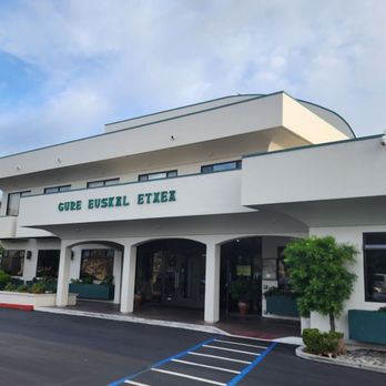 BASQUE CULTURAL CENTER - Updated October 2024 - 918 Photos & 526 ...