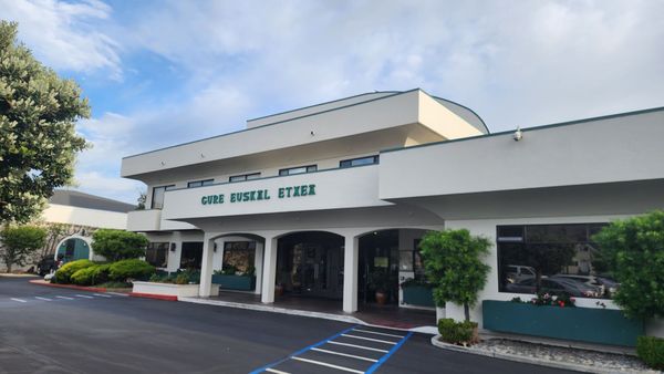 BASQUE CULTURAL CENTER - Updated December 2025 - 1064 Photos & 564 ...