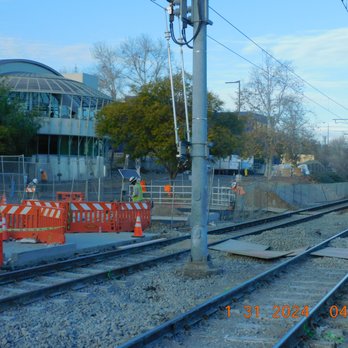 FENTON PARKWAY TROLLEY STATION - Updated 05/2025 - 25 Photos & 12 ...