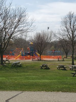 EARL E BORDEN PARK - 29 Photos - 1400 E Hamlin, Rochester Hills ...