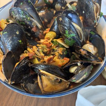 EVEN COAST - Updated August 2025 - 372 Photos & 133 Reviews - 5463 Belt ...