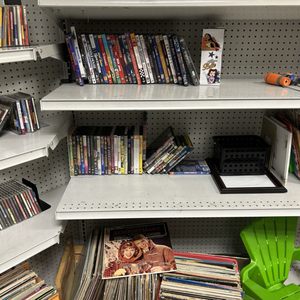 GOODWILL STORE & DONATION CENTER - Updated December 2025 - 26 Photos ...