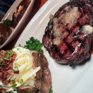 HOUSTON’S RESTAURANT - 275 Photos & 420 Reviews - 3539 Northside Pkwy ...