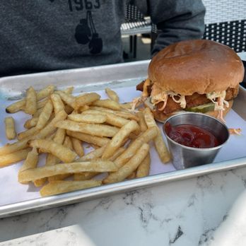 PIER 131 KITCHEN + BAR - Updated June 2024 - 247 Photos & 118 Reviews ...