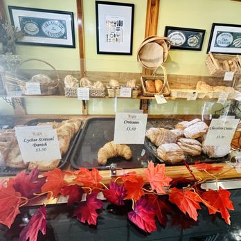 FENDU BOULANGERIE - Updated November 2024 - 844 Photos & 452 Reviews ...