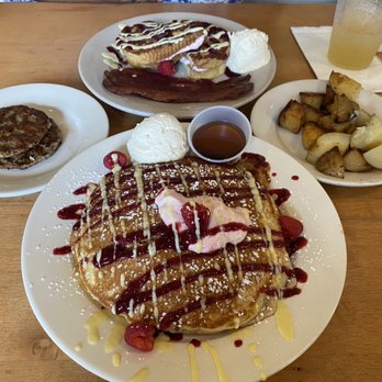 THE CUBBY HOLE - 280 Photos & 307 Reviews - 37 E Main St, Moorestown ...