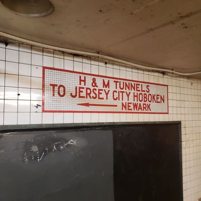 14TH STREET PATH STATION - Updated October 2025 - 14TH St And 6th Ave ...