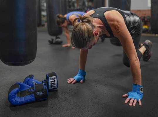 TITLE BOXING CLUB - 70 Photos - 13200 Strickland Rd, Raleigh, North ...