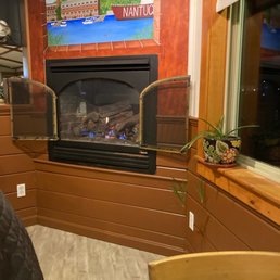 NARROWS CROSSING RESTAURANT - Updated December 2025 - 39 Photos & 91 ...