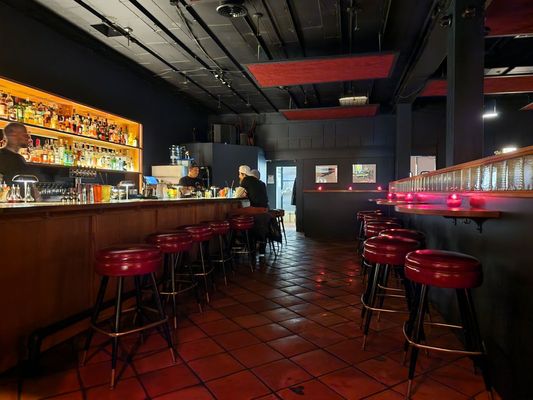 SIDE EYE - Updated December 2025 - 17 Photos & 10 Reviews - 612 NW 21st ...