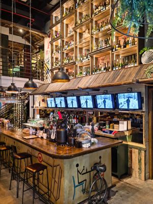 HUTAOLI MUSIC RESTAURANT & BAR - Updated July 2024 - 960 Photos & 217 ...