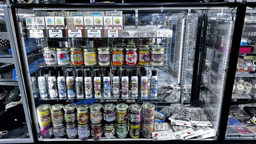 CIGARETTES 4 LESS - Updated October 2025 - 12 Photos - 25125 Santa ...