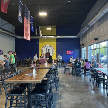 FULL DISTANCE BREWING - Updated August 2024 - 42 Photos & 19 Reviews ...