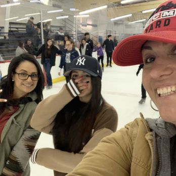 OAK PARK ICE SKATING ARENA - Updated September 2025 - 51 Photos & 31 ...