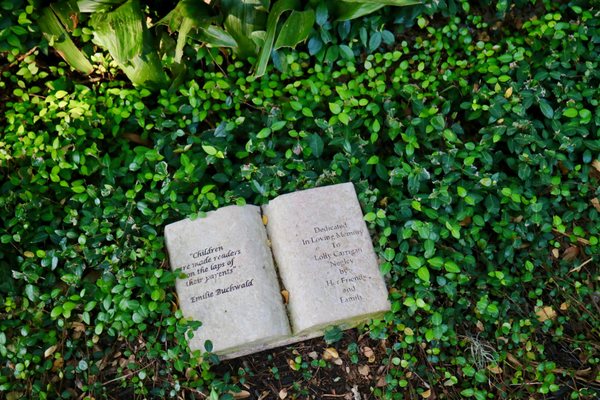 LANDA BRANCH LIBRARY PLAYGROUND - Updated October 2025 - 26 Photos & 10 ...