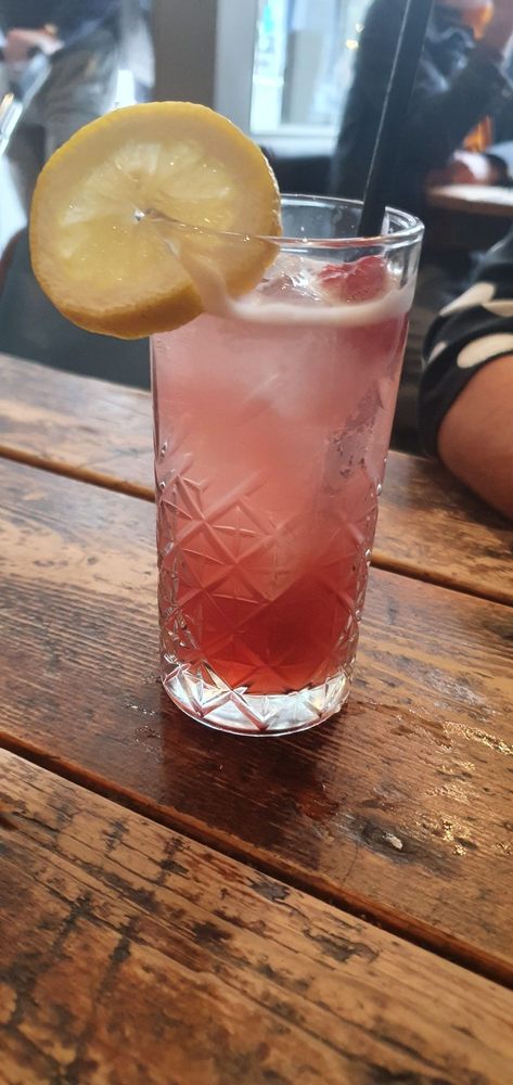 FOSSGATE TAP - Updated October 2024 - 53 Fossgate, York, United Kingdom ...