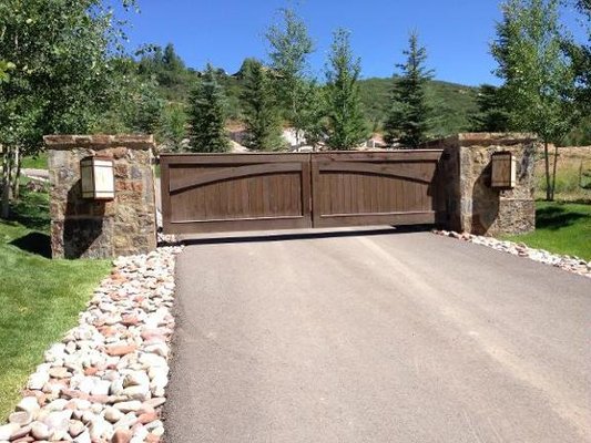 LYONS FENCING - Updated October 2025 - 14 Photos - 38100 River Frontage ...