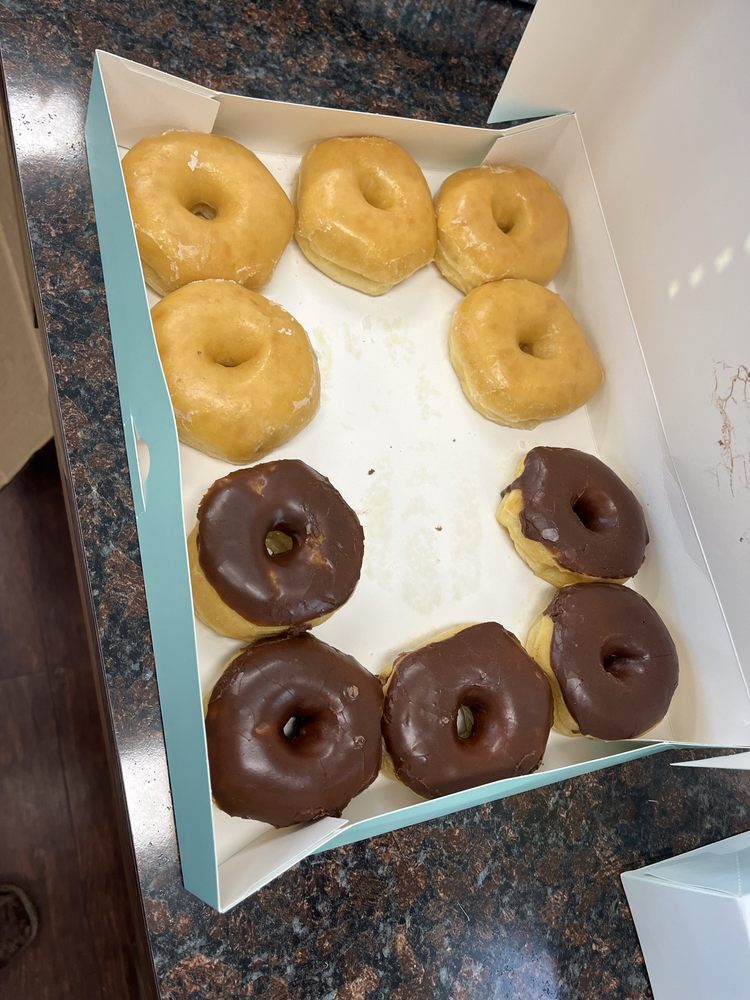 BUSY B’S BAKERY - Updated January 2026 - 13 Reviews - 5613 McCart Ave ...