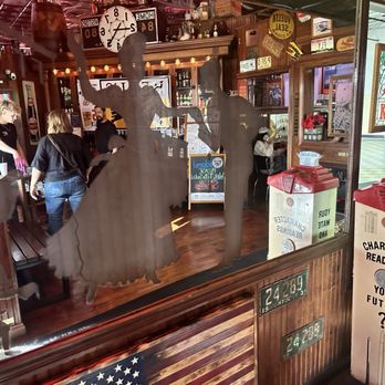 SHALLOS ANTIQUE RESTAURANT & BREWHOUSE - Updated March 2025 - 327 ...