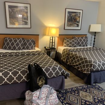 AMERICAS INN AND SUITE - Updated December 2025 - 60 Photos & 18 Reviews ...