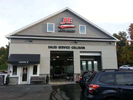 J & E AUTO BODY - Updated December 2025 - 25 Reviews - 13 N Main St ...
