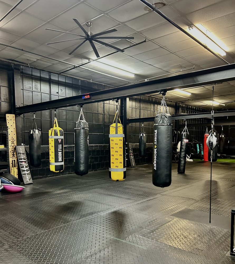 BEE RELENTLESS BOXING - Updated December 2025 - 565 Blossom Rd ...