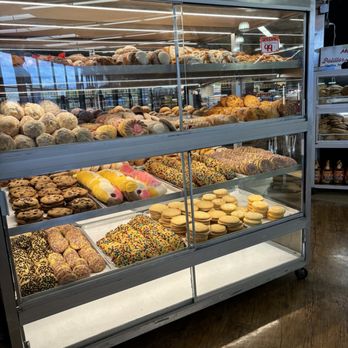 ELGIN FRESH MARKET - Updated December 2025 - 34 Photos & 33 Reviews ...