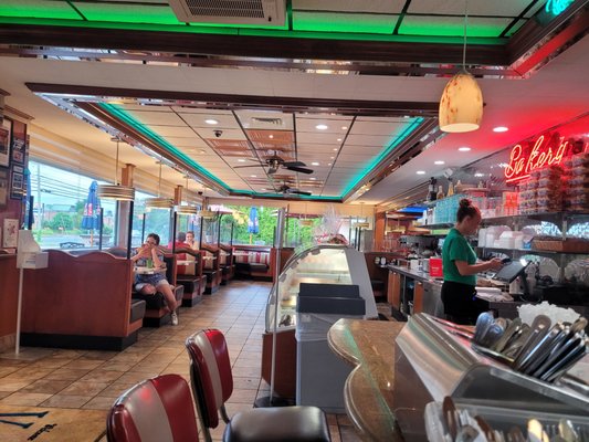 VERNON DINER - 385 Photos & 435 Reviews - 453 Hartford Tpke, Vernon, CT ...