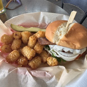 CALAPOOIA BREWING COMPANY - Updated October 2025 - 157 Photos & 262 ...