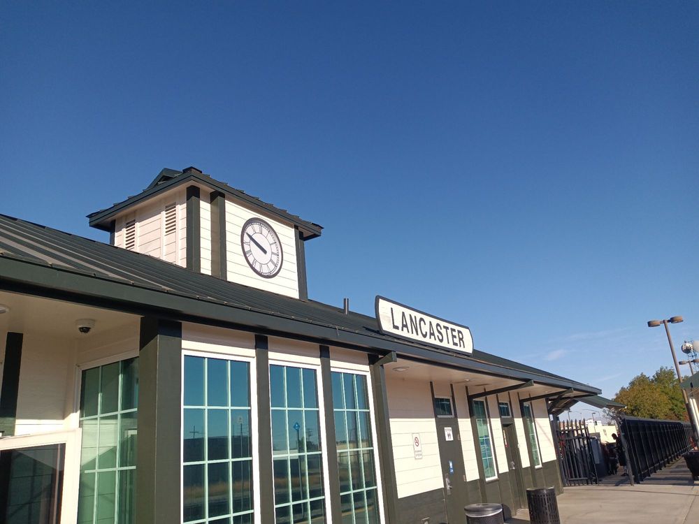 LANCASTER METROLINK STATION - 26 Photos & 12 Reviews - 44812 N Sierra ...