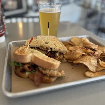 SCREAMING GOAT YARD & TAP - Updated January 2025 - 326 Photos & 221 ...