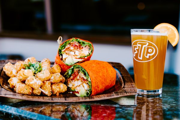 FLOWING TIDE PUB 8 - Updated December 2025 - 213 Photos & 143 Reviews ...