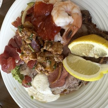 100 SAILS RESTAURANT & BAR - 3772 Photos & 994 Reviews - 100 Holomoana ...