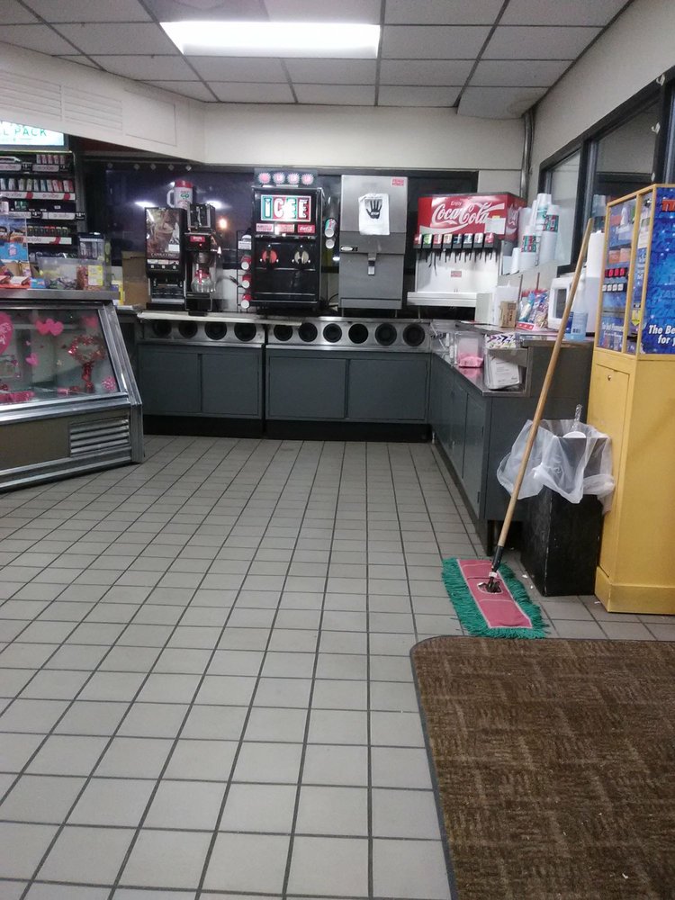 EXXON FOOD MART - Updated December 2024 - 229 S Central St, Warren ...