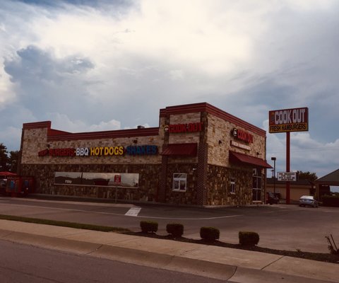 COOK OUT - Updated August 2025 - 34 Photos & 92 Reviews - 120 Eastern ...