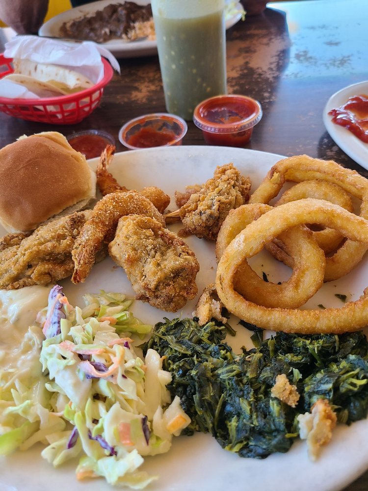 LITTLE FISH FACTORY - 33 Photos & 25 Reviews - 1555 S Ww White Rd, San ...