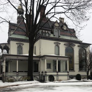 BATCHELLER MANSION INN - 54 Photos & 42 Reviews - 20 Circular St ...