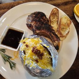 ROADHOUSE 77 - Updated December 2025 - 309 Photos & 199 Reviews - 116 N ...