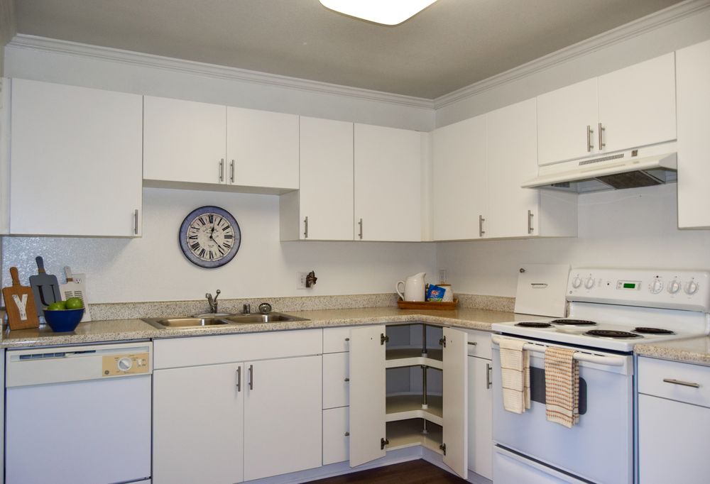 LA PACIFICA APARTMENT HOMES - Updated July 2025 - 21 Photos & 39 ...