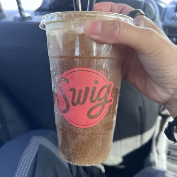 SWIG - Updated December 2025 - 70 Photos & 68 Reviews - 2330 E 3300th S ...