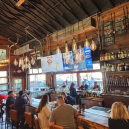UNION 28 TAP HOUSE - Updated July 2025 - 81 Photos & 66 Reviews - 651 ...