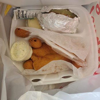 TOWN HOUSE DRIVE-IN RESTAURANT - Updated January 2026 - 18 Photos & 41 ...