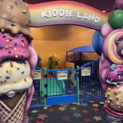 JOHN’S INCREDIBLE PIZZA - CARSON - 726 Photos & 397 Reviews - 506 ...