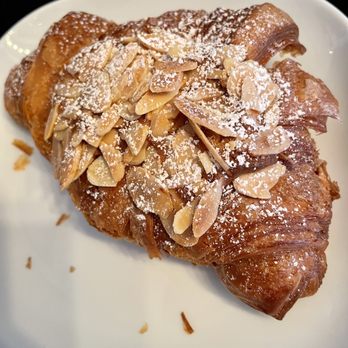 CRUST BAKING COMPANY - Updated October 2025 - 67 Photos & 30 Reviews ...